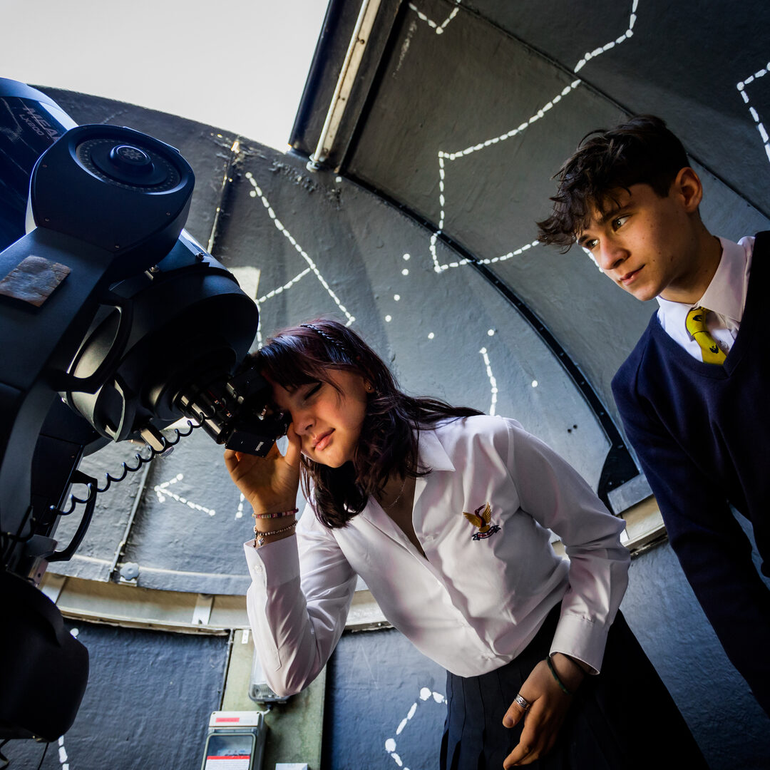 Students inspire at EPQ Presentation Fair - Stamford School